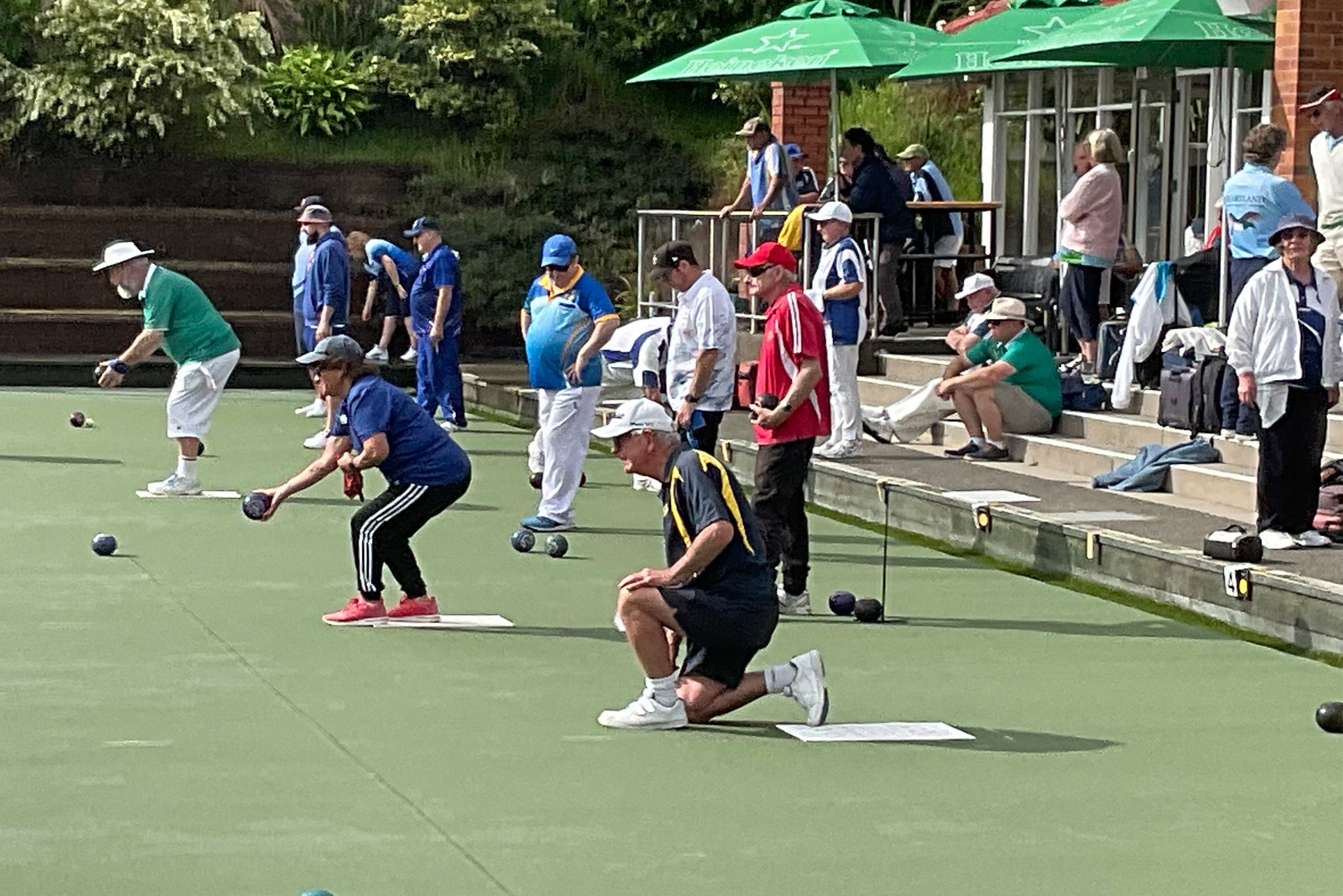 Bowls Auckland | Playing & Enjoying Lawn Bowls in Auckland